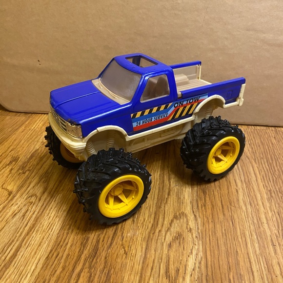 Toys | Vintage Blue 24 Hour Service On Tow Collectible Boys Pickup ...